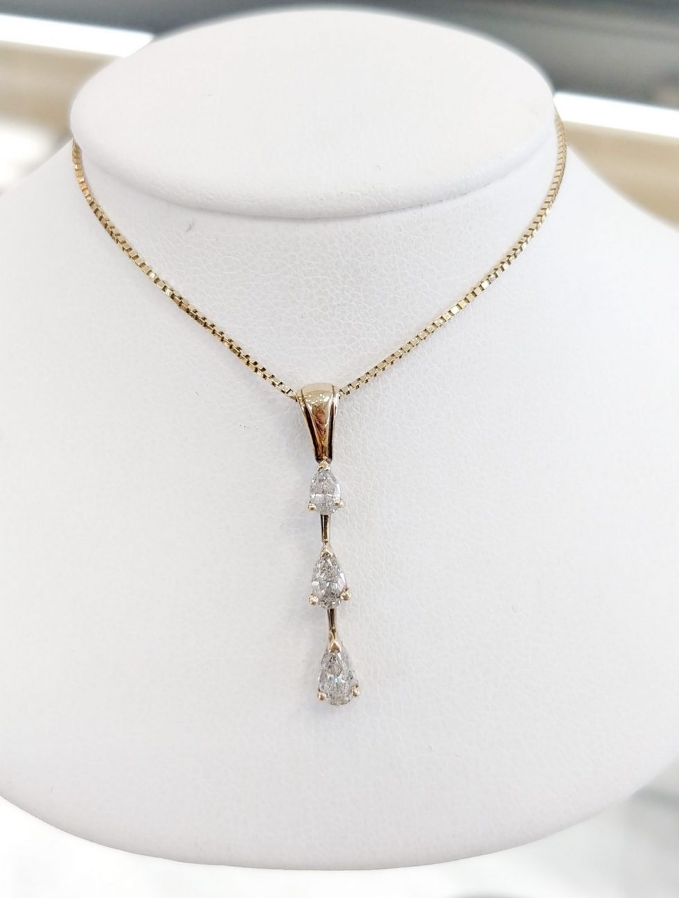 Necklaces | Heath's Pawn Shop